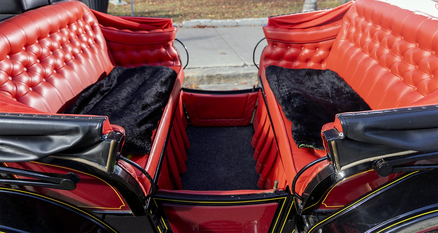 Romance in Québec – 90-Minute Private Carriage Tour - Calèches Québec